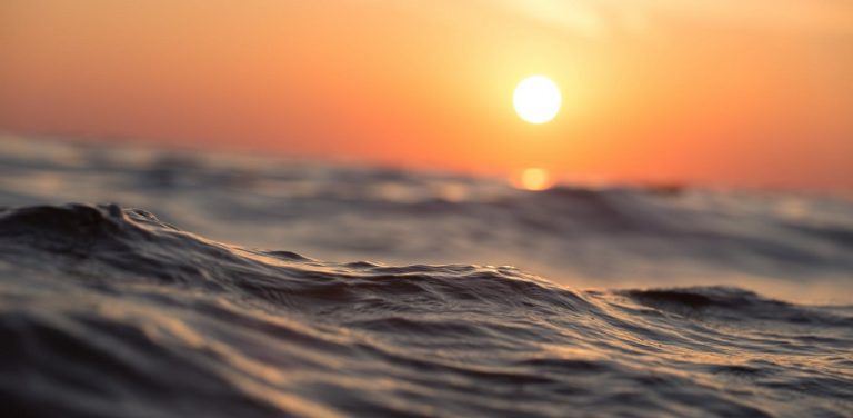 Apa de mare – beneficii si utilizari – Sfaturimedicale.ro